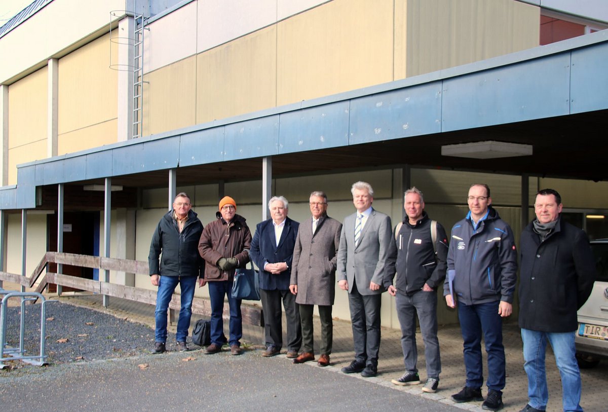 Sanierung der Tirschenreuther Dreifachturnhalle gestartet | Landkreis ...